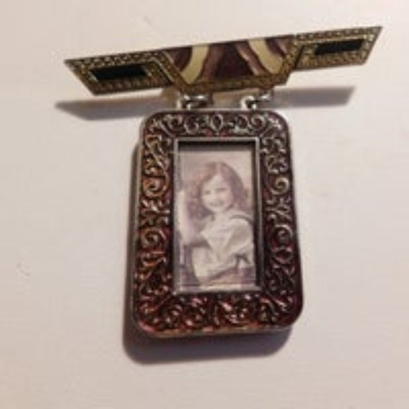 Vintage | Jewelry | Vintage Picture Frame Brooch Pin | Poshmark